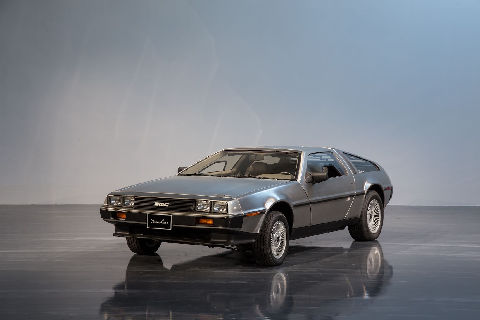 1982 DMC12 Delorean